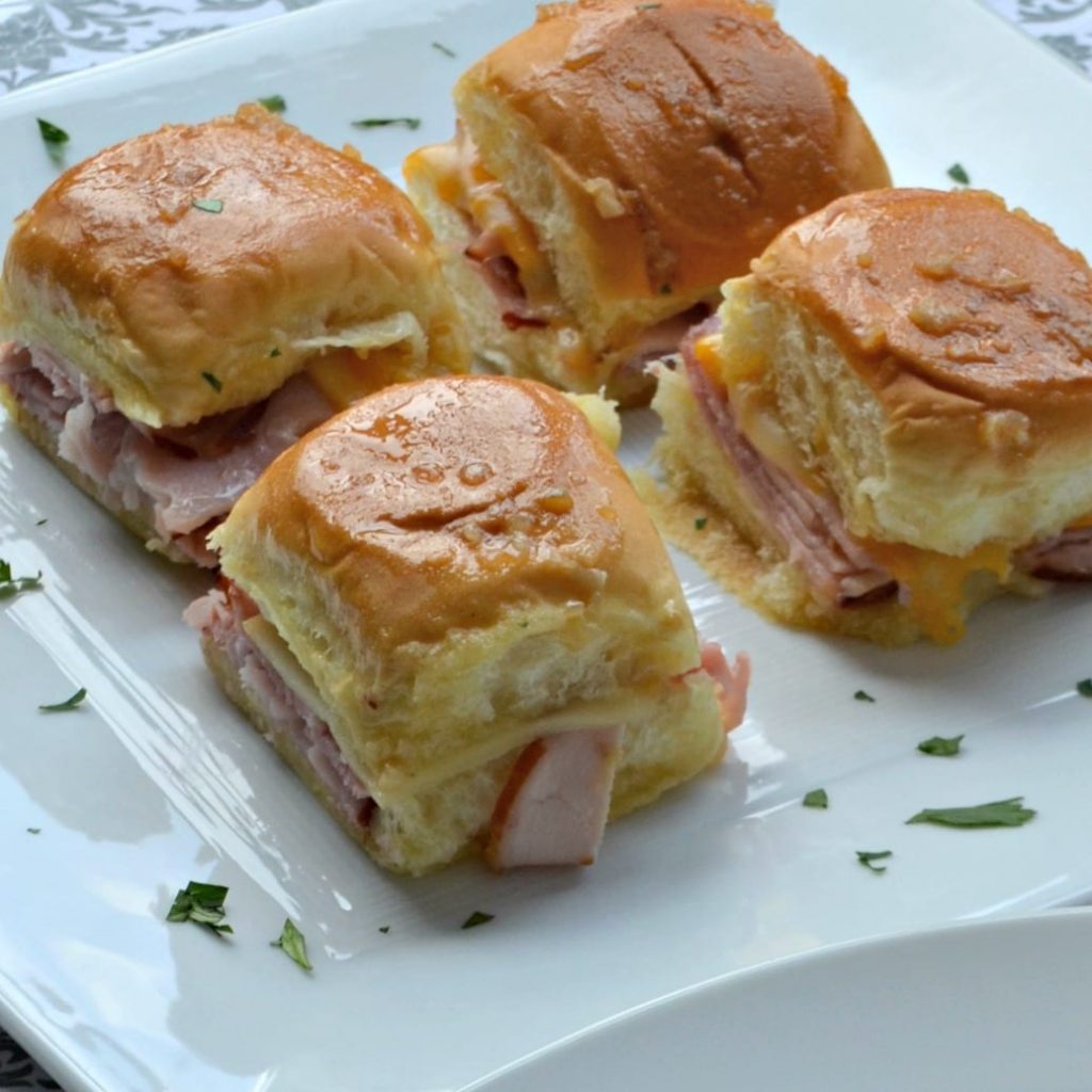 BAKED HAM AND CHEESE MINI SANDWICHES – Miss Cooker